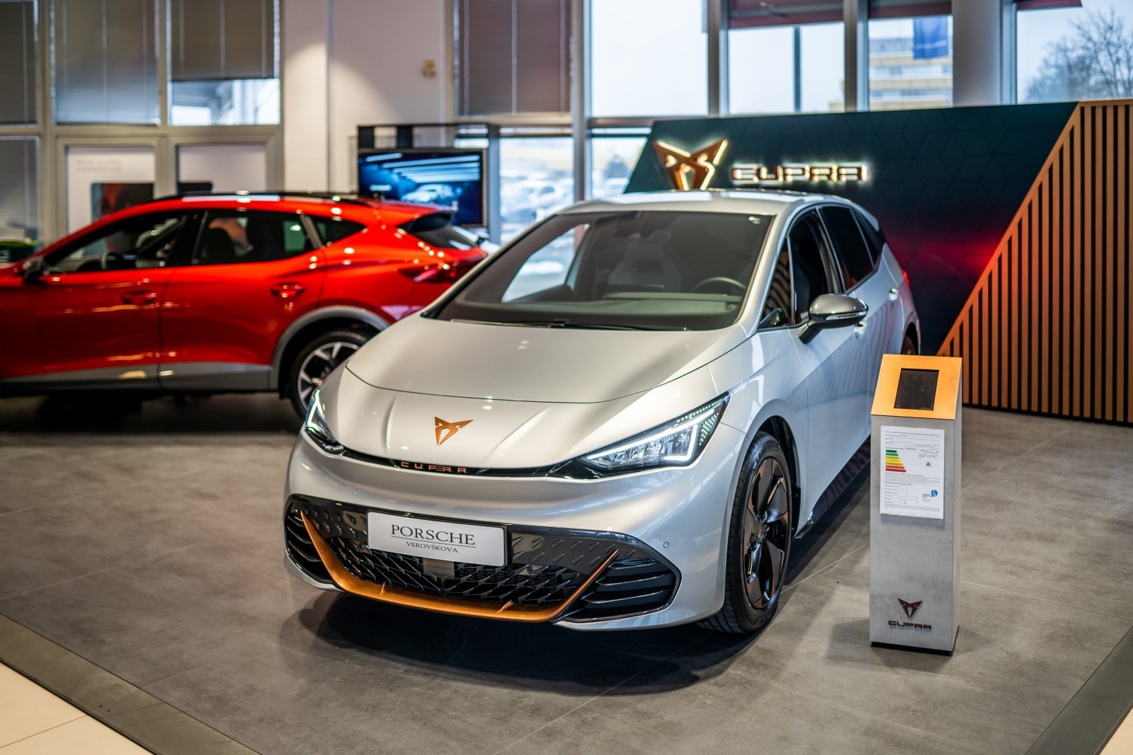 CUPRA Born 2023 - že pri Porsche Verovškova in Ptujska cesta! - Porsche ...