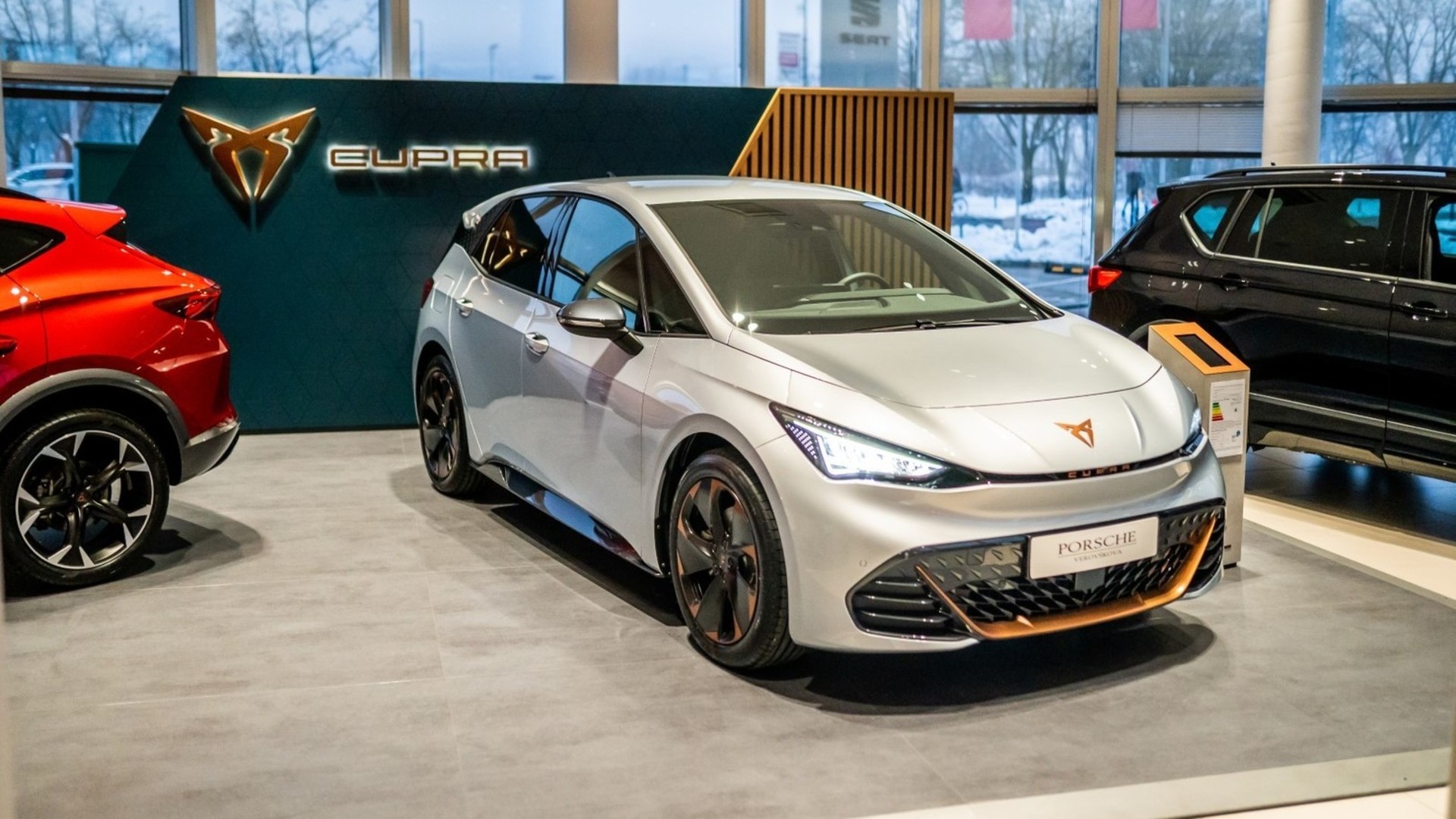 CUPRA Born 2023 - že pri Porsche Verovškova in Ptujska cesta! - Porsche ...