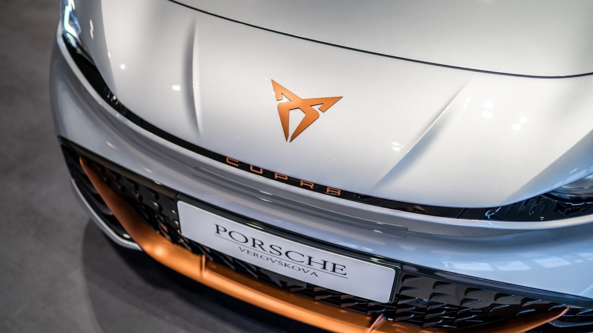 CUPRA Born 2023 - že pri Porsche Verovškova in Ptujska cesta! - Porsche ...